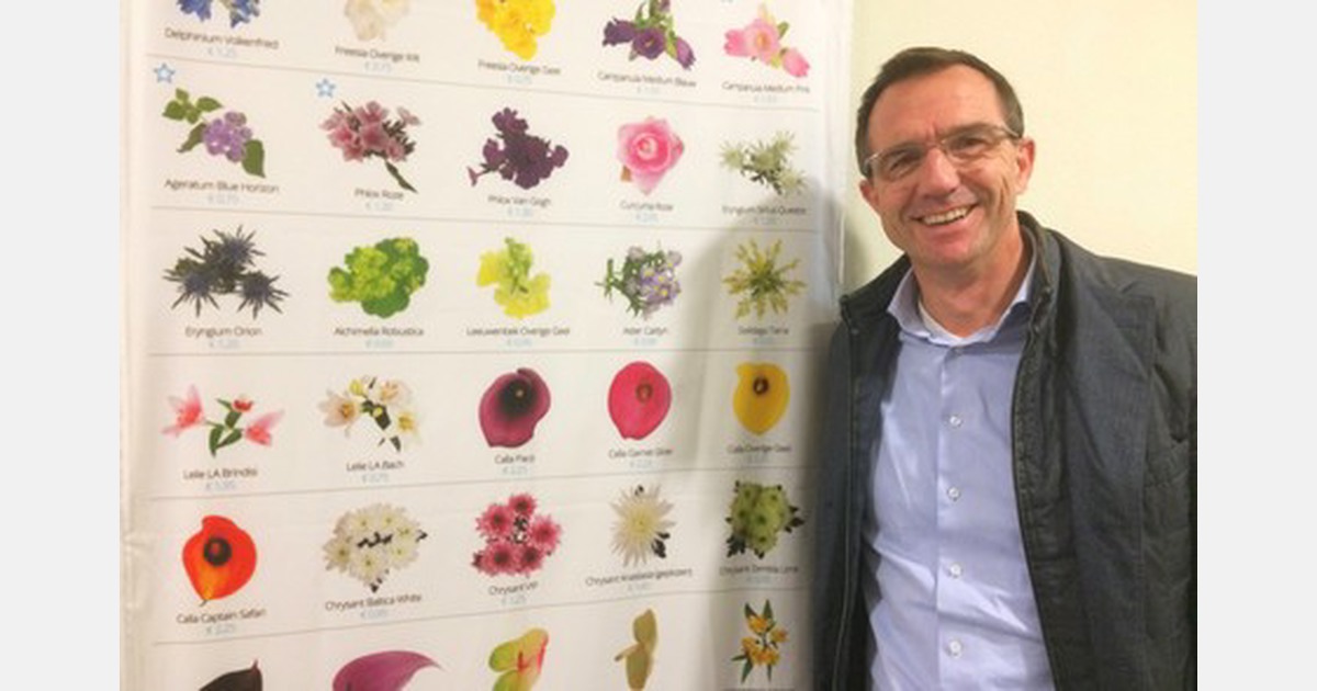 "Less than 1% of the total flower assortment available in webshops for ...