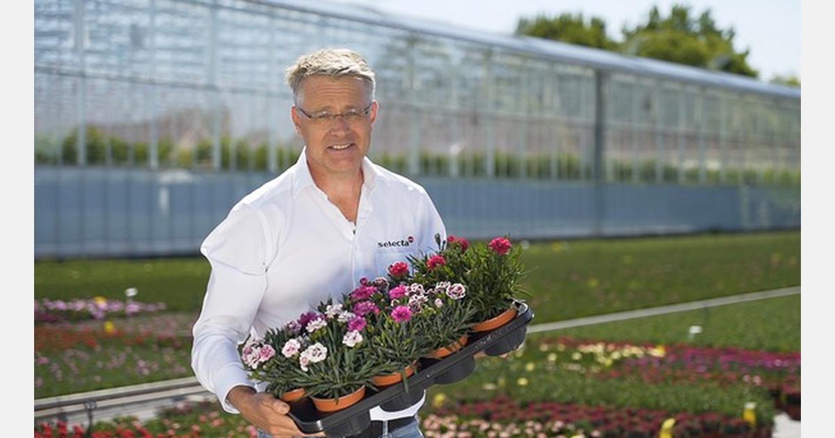 Selecta One offers Assortment, Marketing Concepts and Tech Talk videos