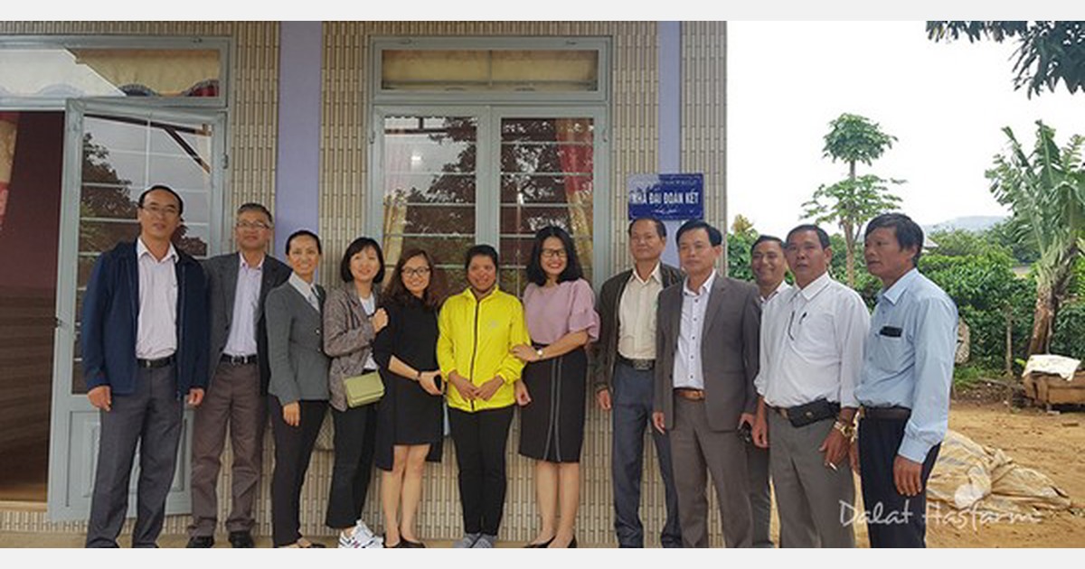 Vietnam: Dalat Hasfarm's Thomas Hooft Foundation supports poor families ...