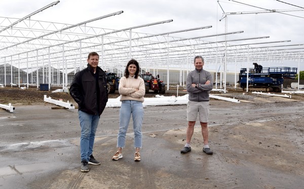 Belgium: Gediflora's new breeding greenhouse is taking shape