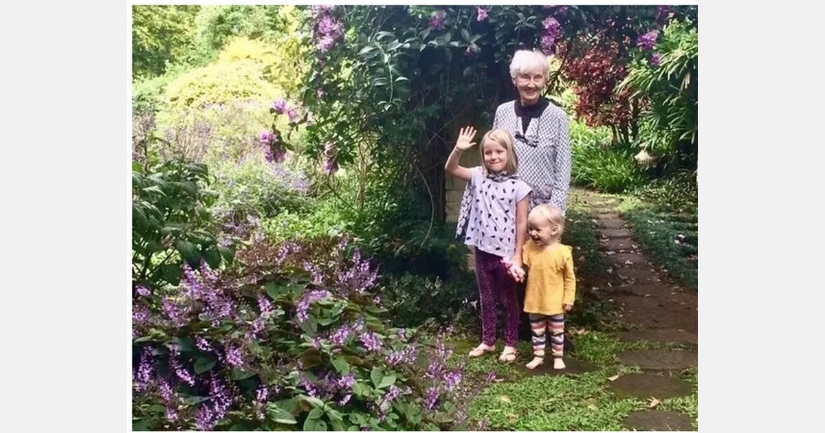 South Africa's "First Lady of Flowers" passes away