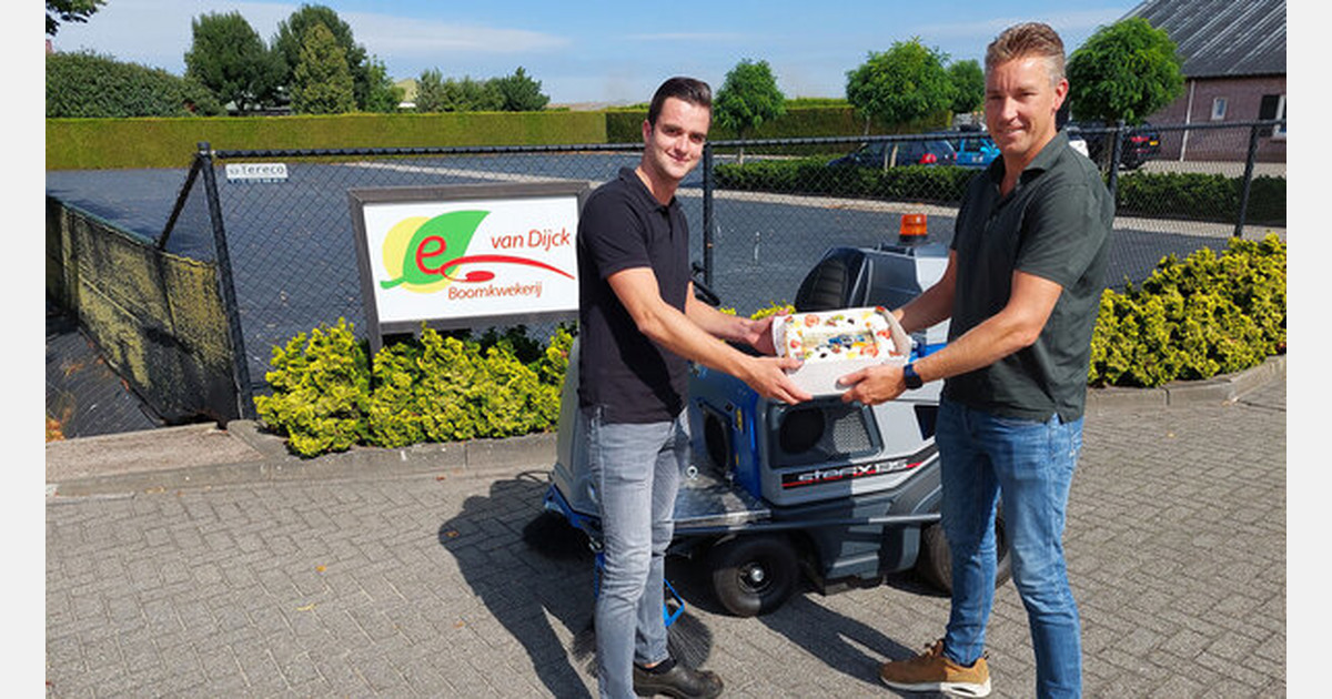 Steenks Service delivers 200th Stefix 135