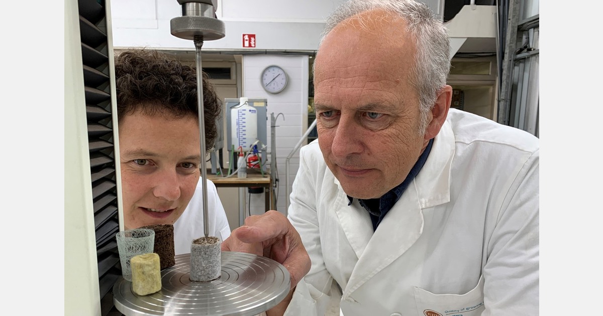 RHP quality mark possible for plugs and other small preformed growing media