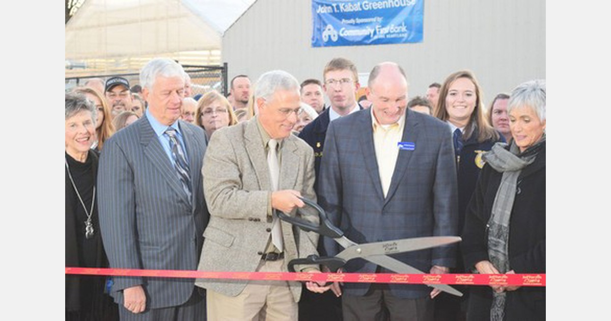 US (IL): New MVTHS greenhouse opens