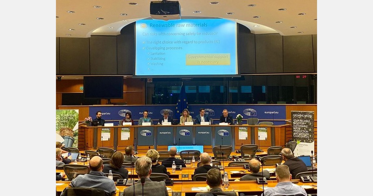 RHP speaks in European Parliament