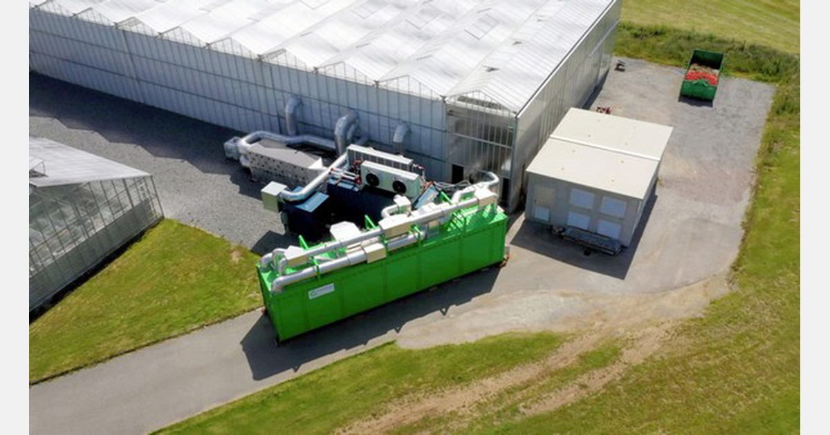 "We store CO2 from the outside air to make plants grow faster"