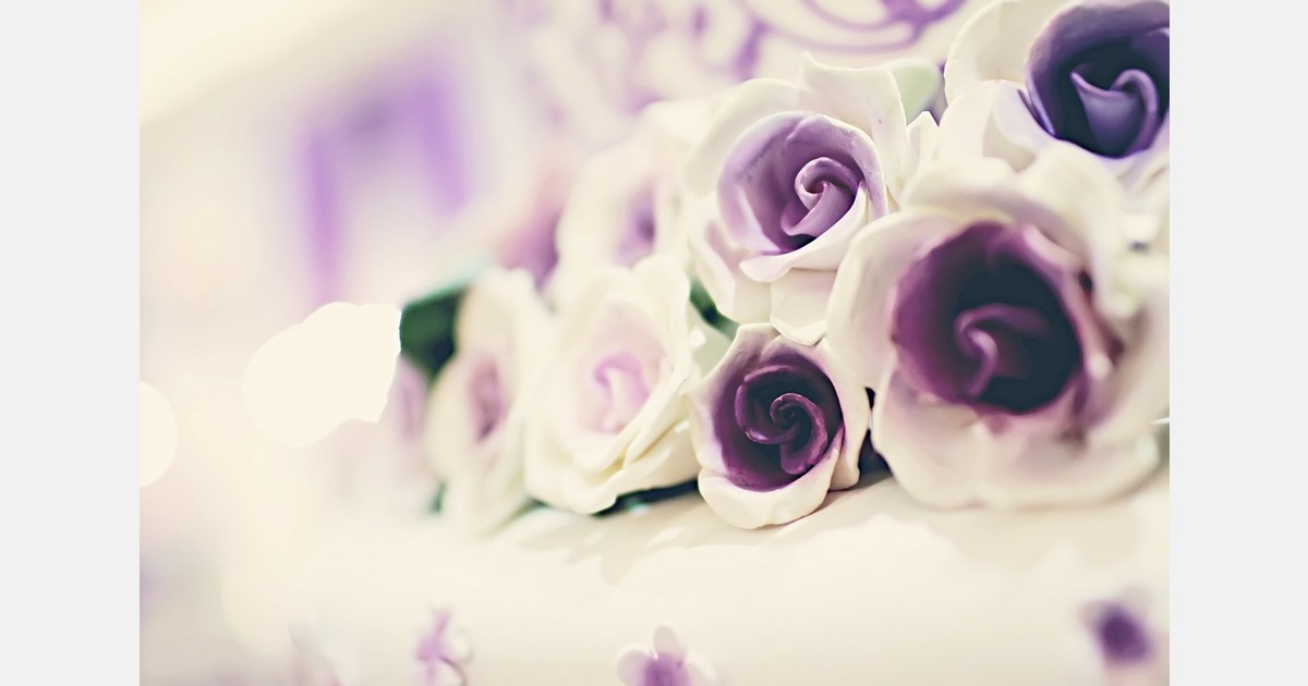 Church of England to vote on foam flower ban